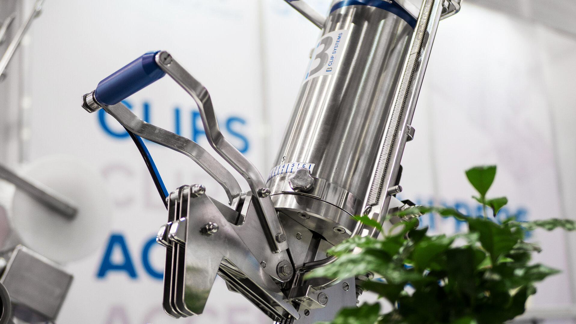 Podwójna klipsownica BDC 200 MT - BECK | Clip Systems